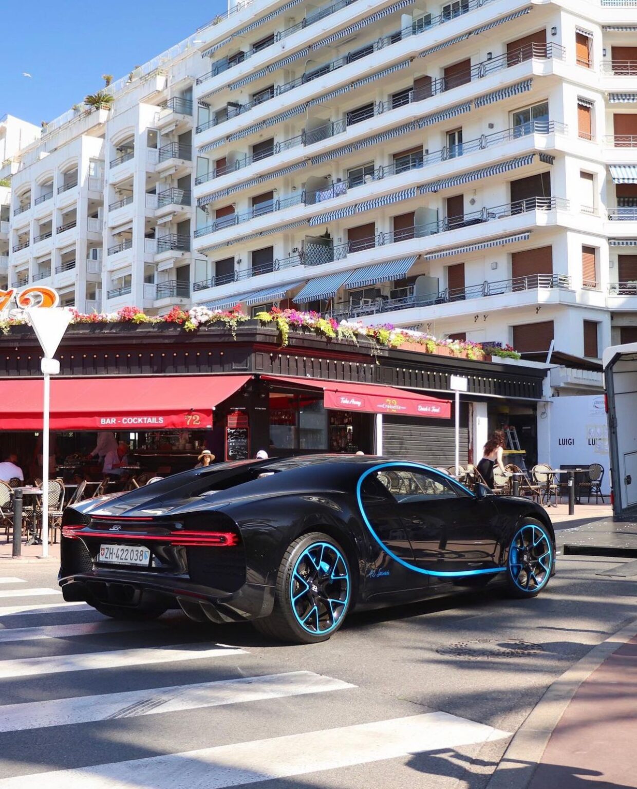 Bugatti Chiron 0-400 km/h in 42 seconds, World Record!