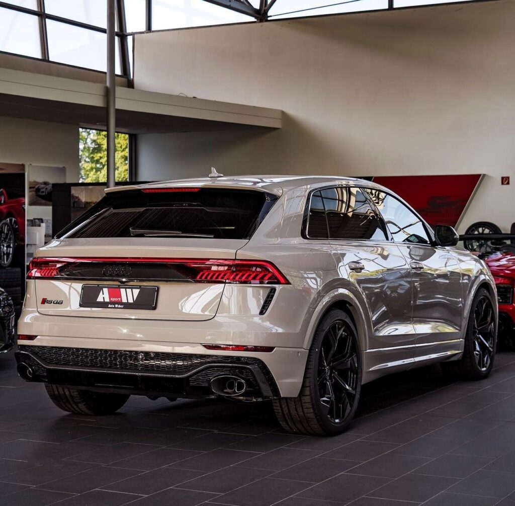 Unraveling the Audi RSQ8: The Supercar of Your Dreams!