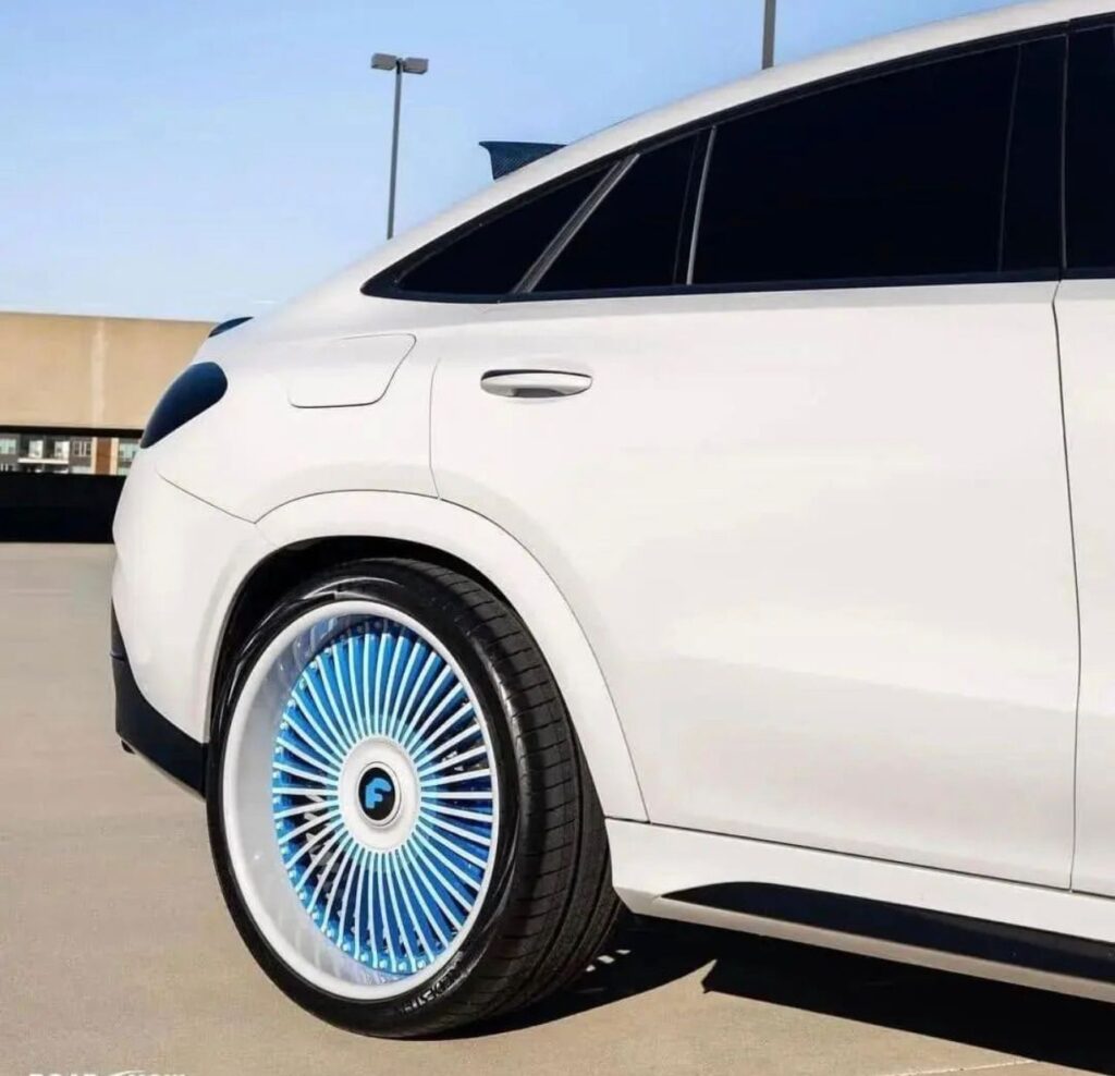 Mercedes GLE 63s AMG Roaring with Style